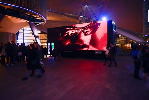 Digital bus, Digibus, experiential bus, tour bus, TV bus